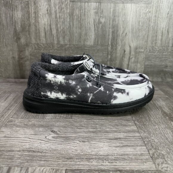 Hey Dude | Shoes | Hey Dude Wally Thunderstruck Tie Dye Kids Size 4 ...
